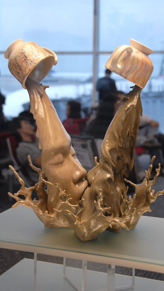 29 Statues that Seem Impossible - Wow Gallery | eBaum's World