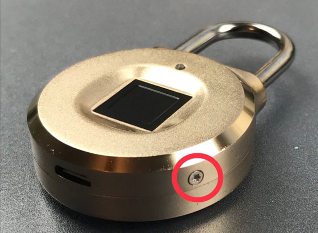 "Ultimate" Padlock has Infuriating Design Flaw - Facepalm Gallery ...