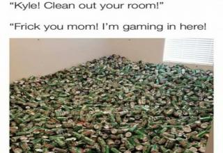 28 Trashy Kyle Memes Made of Monster and Drywall - Funny Gallery ...