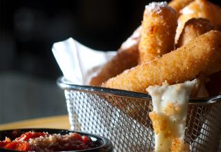 18 Heavenly Snacks for Devouring When We're Drunk and/or High - Funny ...