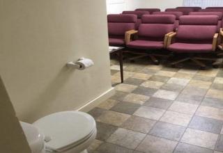52 Terrifying Toilets That Threatened Our Well-Being - Eww Gallery ...