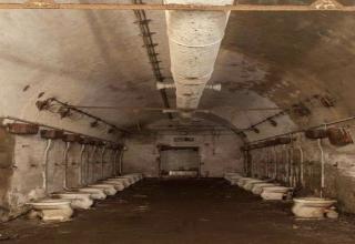 52 Terrifying Toilets That Threatened Our Well-Being - Eww Gallery ...