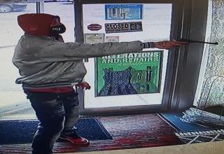 Old Timey Robber Gets Dunked by Hilarious Commenters - Funny Gallery ...