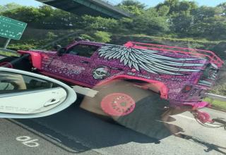 27 Heeps (Jeeps) of Garbage That Don't Deserve a Waive - Funny Gallery ...