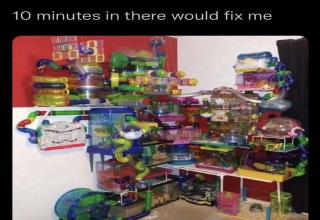 27 Unhinged Absurdist Memes to Confuse You - Funny Gallery | eBaum's World