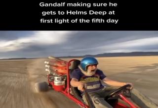 27 Unhinged Absurdist Memes to Confuse You - Funny Gallery | eBaum's World