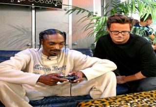 35 Iconic Photos of Celebrities At Game Console Launch Events - Ftw ...