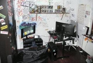 42 Cursed Gaming Setups to Settle Into - Funny Gallery | eBaum's World