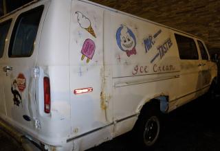 20 Sketchy Vans That Aren't Worth the (Free) Candy - Creepy Gallery ...