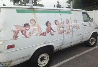 20 Sketchy Vans That Aren't Worth the (Free) Candy - Creepy Gallery ...
