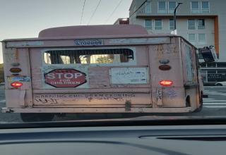 20 Sketchy Vans That Aren't Worth the (Free) Candy - Creepy Gallery ...