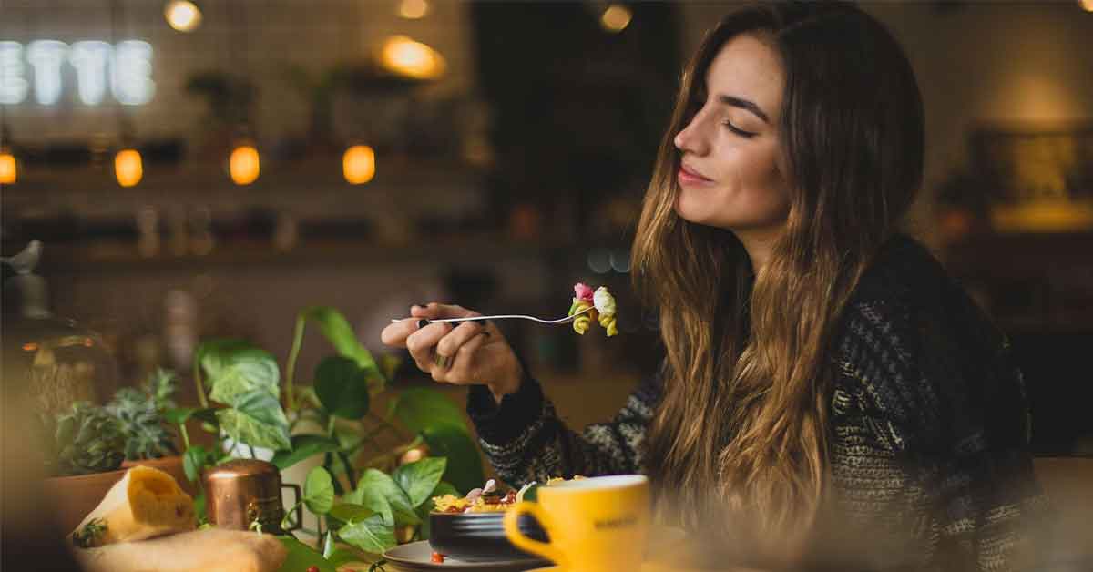 20 Disproven Beliefs People Cling Onto for Dear Life | eBaum's World