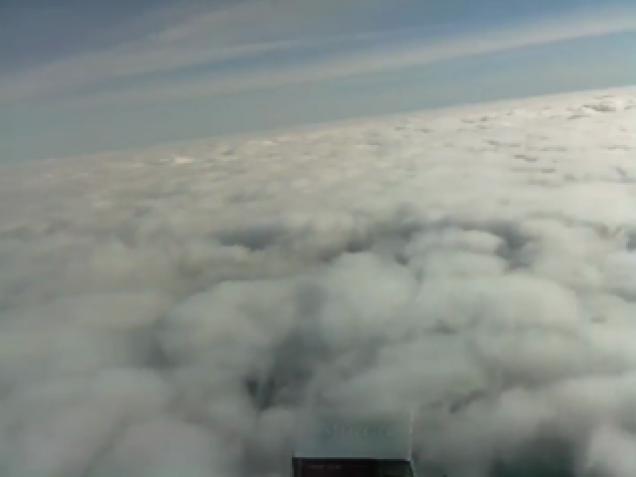 High altitude balloon Raspberry PI OLED screen in the stratosphere! - Video | eBaum's World