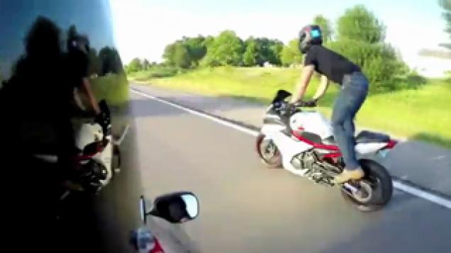 Ridiculous Wheelie Turns Into Road Rash In A Flash - Ouch Video | eBaum ...