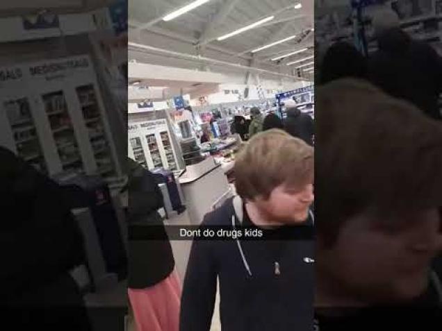 Crazy Customer Tries To Attack Grocery Store Employee - Wtf Video ...