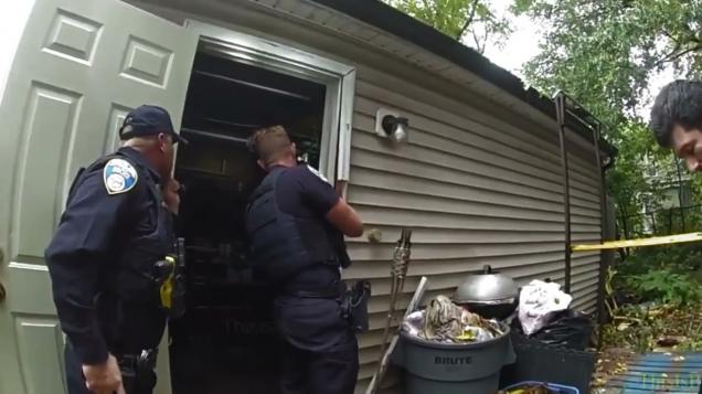 Police Save 23 Year Old Ohio Woman Held Captive In Garage For Days By Serial Abductor Wtf