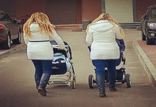 31 Amazing Photos That Prove Cloning Is Real | eBaum's World