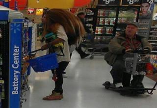 30 Guys Caught Looking - Gallery | eBaum's World