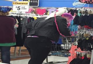 Crazy People Of Walmart - Wtf Gallery | eBaum's World
