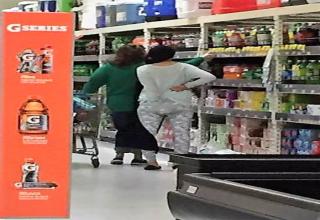 Crazy People Of Walmart - Wtf Gallery | eBaum's World