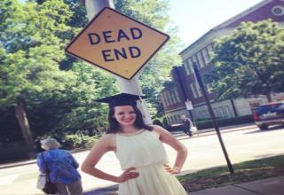 23 Unusual Graduation Photos That Will Make You Say... WTF? | eBaum's World