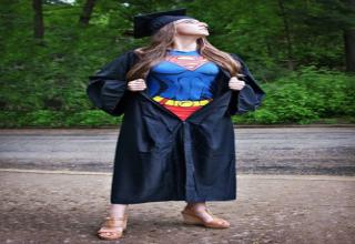 23 Unusual Graduation Photos That Will Make You Say... WTF? | eBaum's World