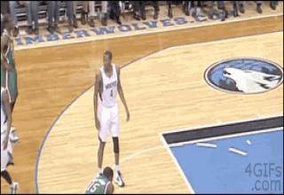 22 Gifs Of People Left Hanging | eBaum's World