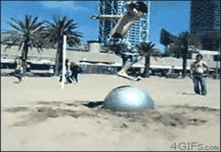 When Going To The Beach Goes Wrong | eBaum's World