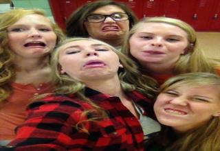 33 Girls Caught Being Goofy - Funny Gallery | eBaum's World