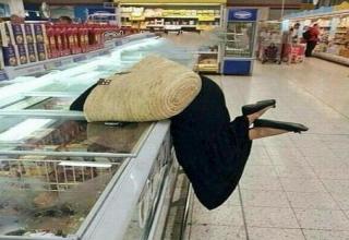 33 Pics of the Weird Sh*t You'll See While Shopping In Public - Funny ...