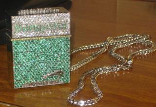 22 Ridiculous Rapper Chains - Pop Culture Gallery | eBaum's World