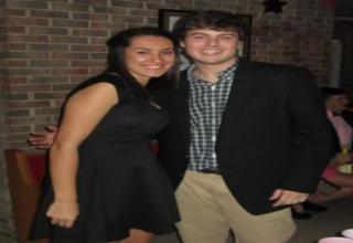 17 People With Very Awkward Hover Hands - Pop Culture Gallery | eBaum's ...