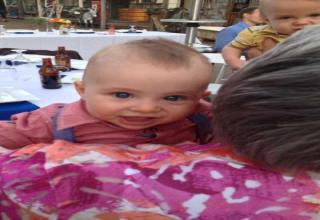 20 People Caught Looking Jealous - Funny Gallery | eBaum's World