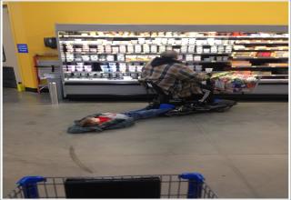 24 Weird People and Things Seen in Walmart - Funny Gallery | eBaum's World