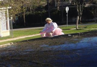 37 Weird Photos That Will Never Be Explained - Wtf Gallery | eBaum's World