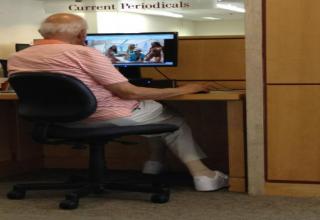 23 People Caught Looking At Porn In Public | eBaum's World