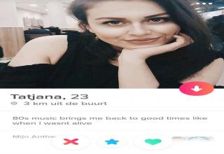 59 Tinder Profiles You Have To Swipe Right - Funny Gallery | eBaum's World
