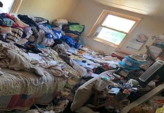 23 Slobs Living in Their Own Filth | eBaum's World