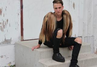 12 Insanely Cringey Fashion Accessories That Will Make You Say "WTF ...